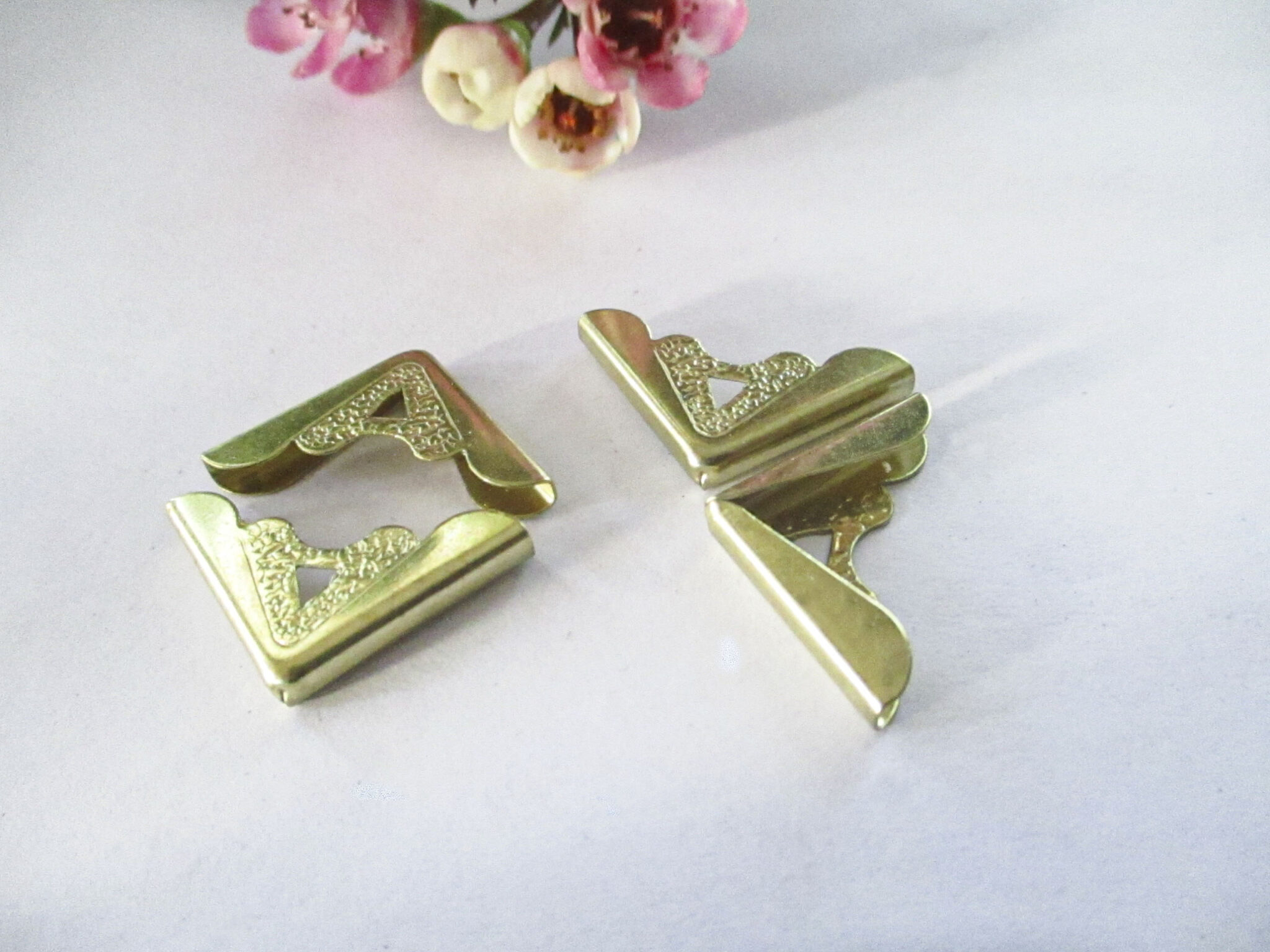 Metal Corners – A design- 17 x 24 fits 2mm thickness Antique Brass or ...