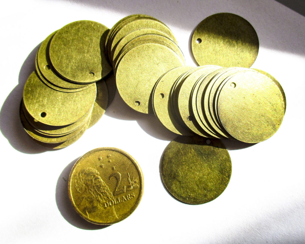 Small Round Blank Antique Brass Metal Tag 20cm Diameter – Jasz-it-up ...