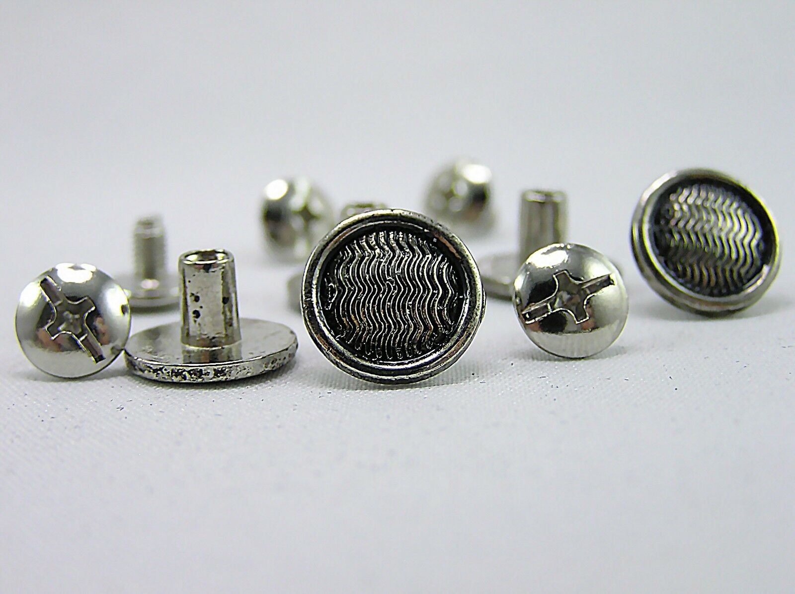 Punk Rivets Chicago Screw Round Wavy Design Antique Silver 12x12mm ...