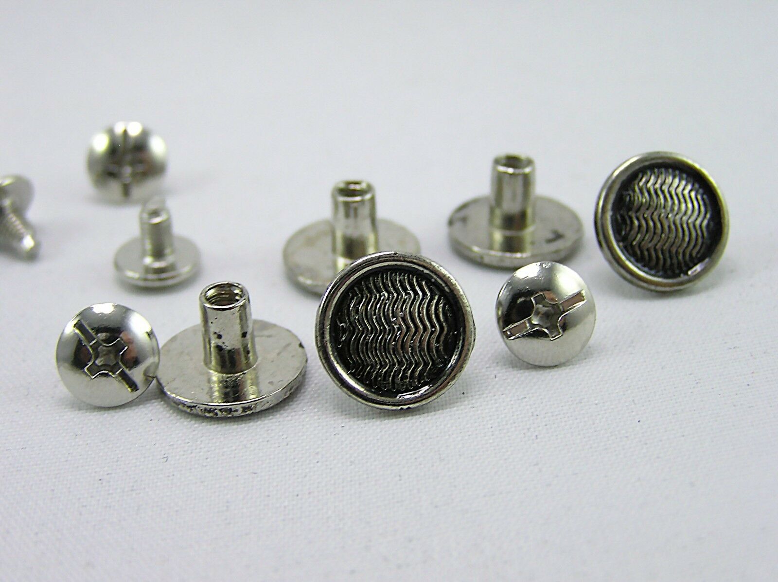 Punk Rivets Chicago Screw Round Wavy Design Antique Silver 12x12mm ...