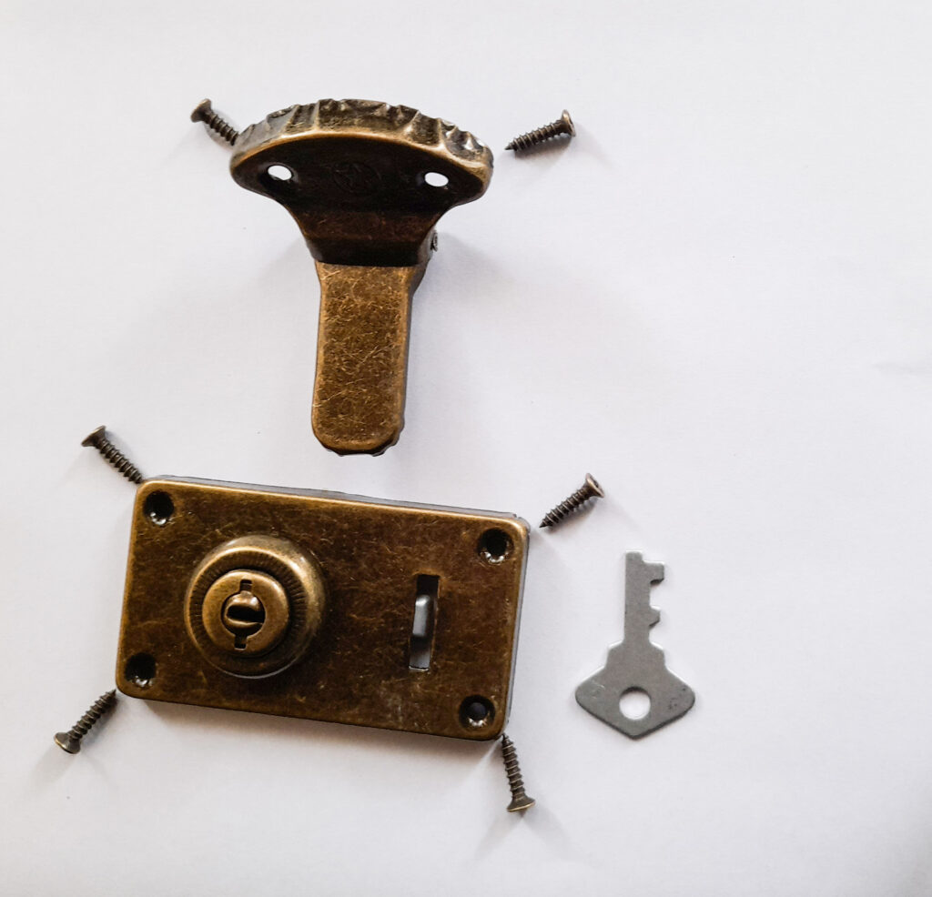 Antique Suitcase Latch Lock Bronze- Right or Left with screws 73x41mm ...