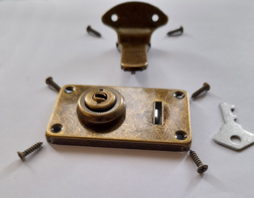 Antique Suitcase Latch Lock Bronze- Right or Left with screws 73x41mm ...