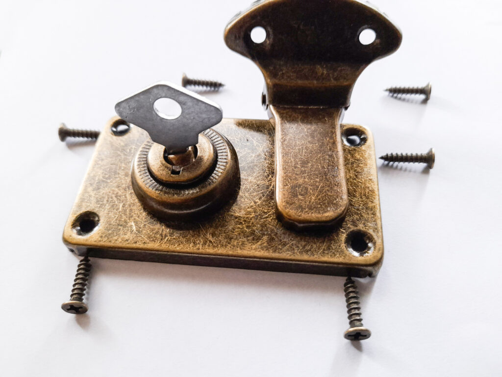 Antique Suitcase Latch Lock Bronze- Right or Left with screws 73x41mm ...