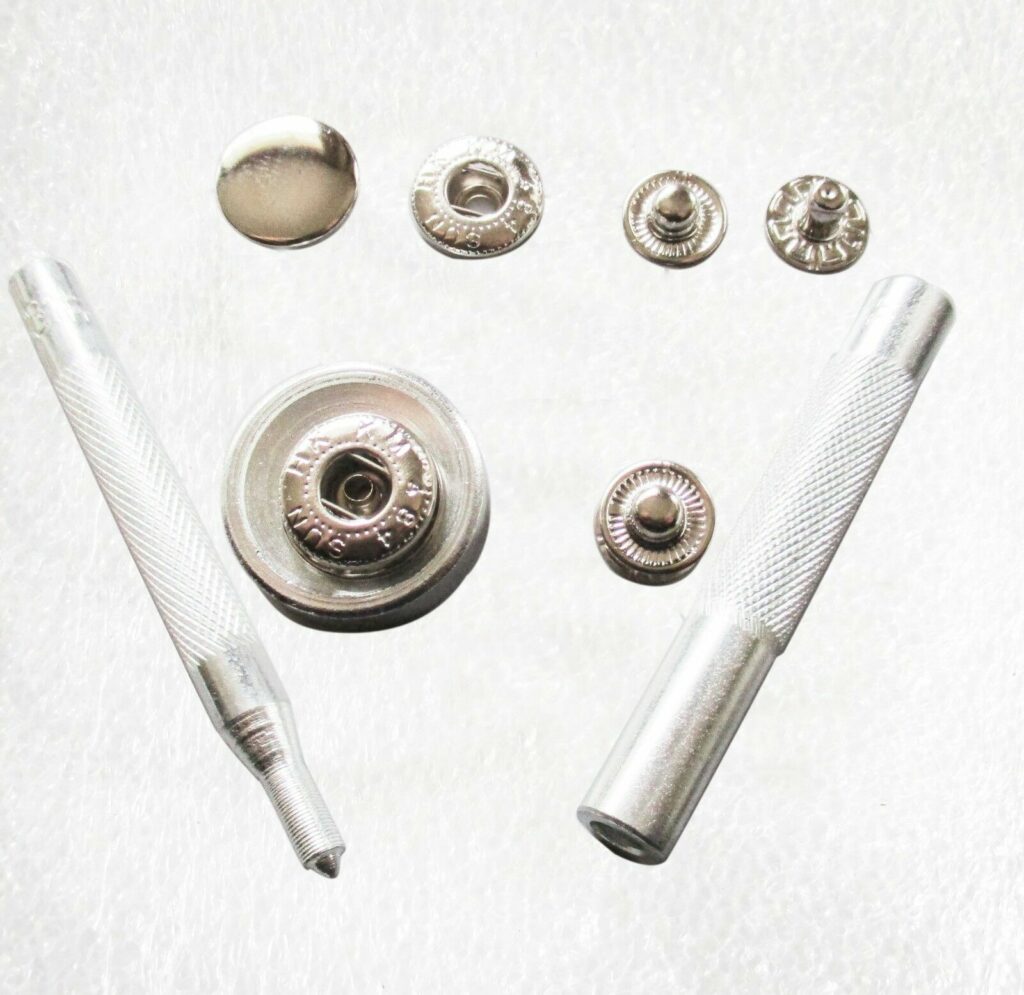 15mm Snap fasteners with hand setter and hole punch in case – Jasz-it ...