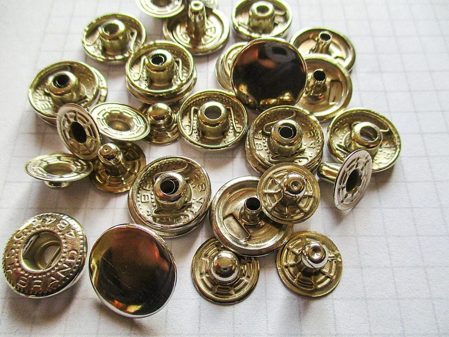 Snap fasteners 15mm snaps w/o Setter and hole punch 4 cols – Jasz-it-up ...