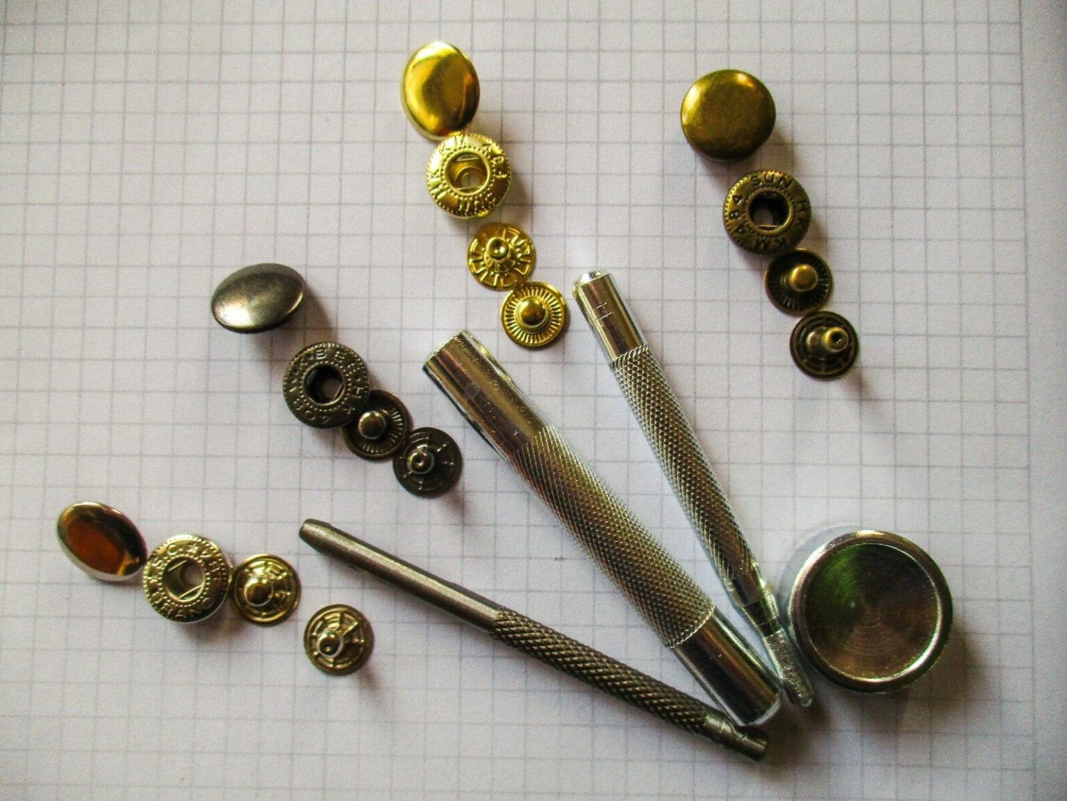 Snap fasteners 15mm snaps w/o Setter and hole punch 4 cols – Jasz-it-up ...