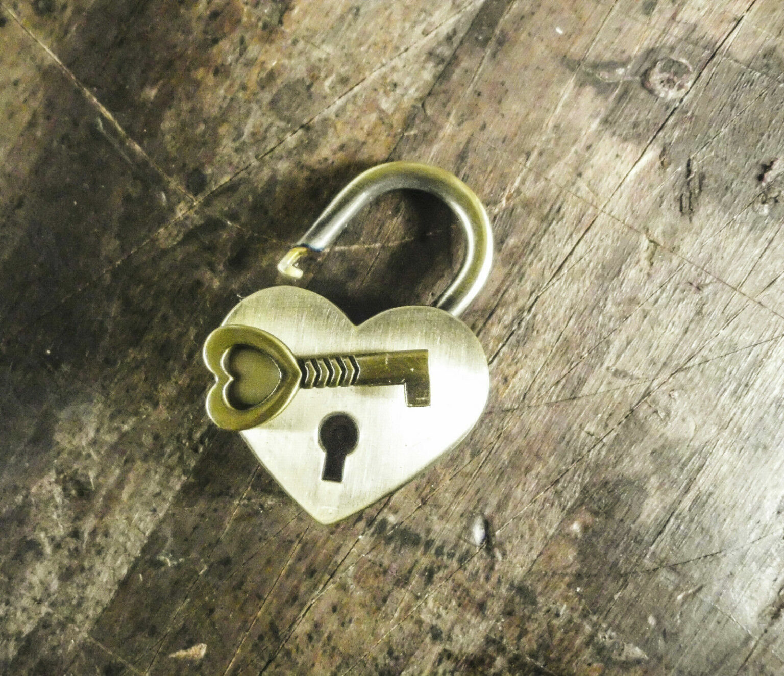 Brass Heart lock & Key set, a keepsake can be engraved – Jasz-it-up ...