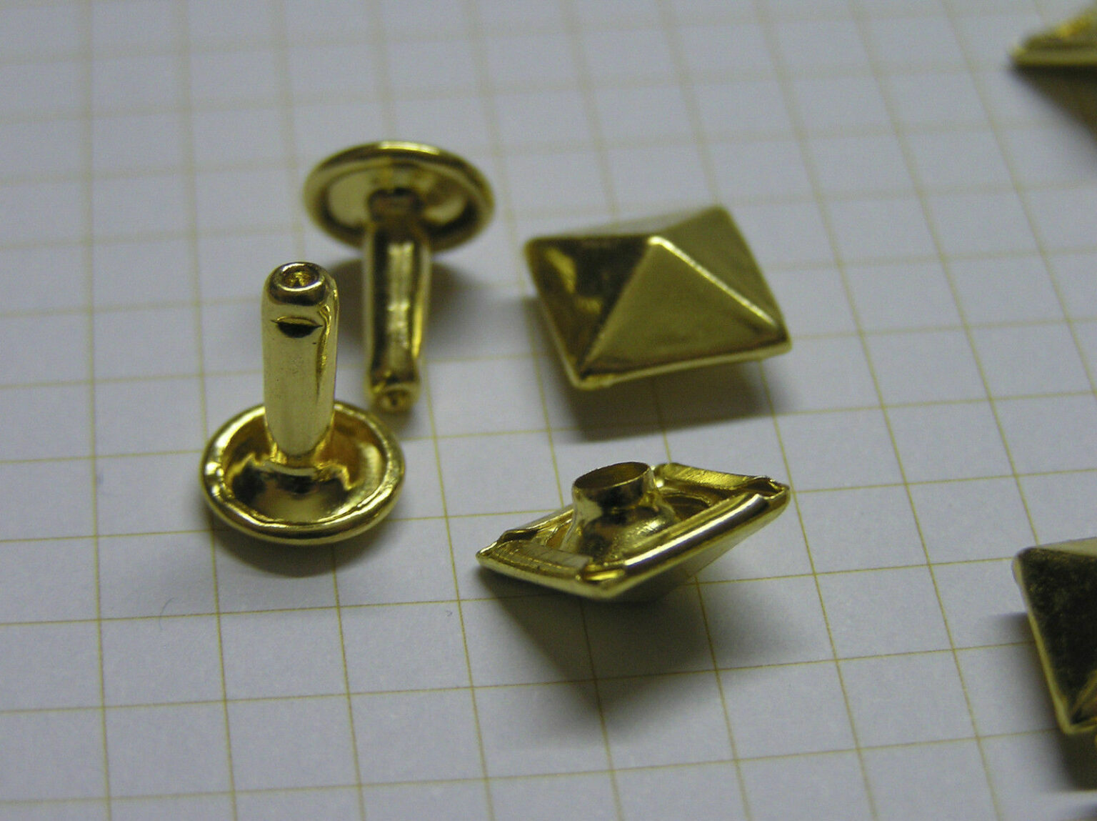 Square Pyramid shaped 10mm rivet, Posts-10mm Easy to use Qty 50 – Jasz ...