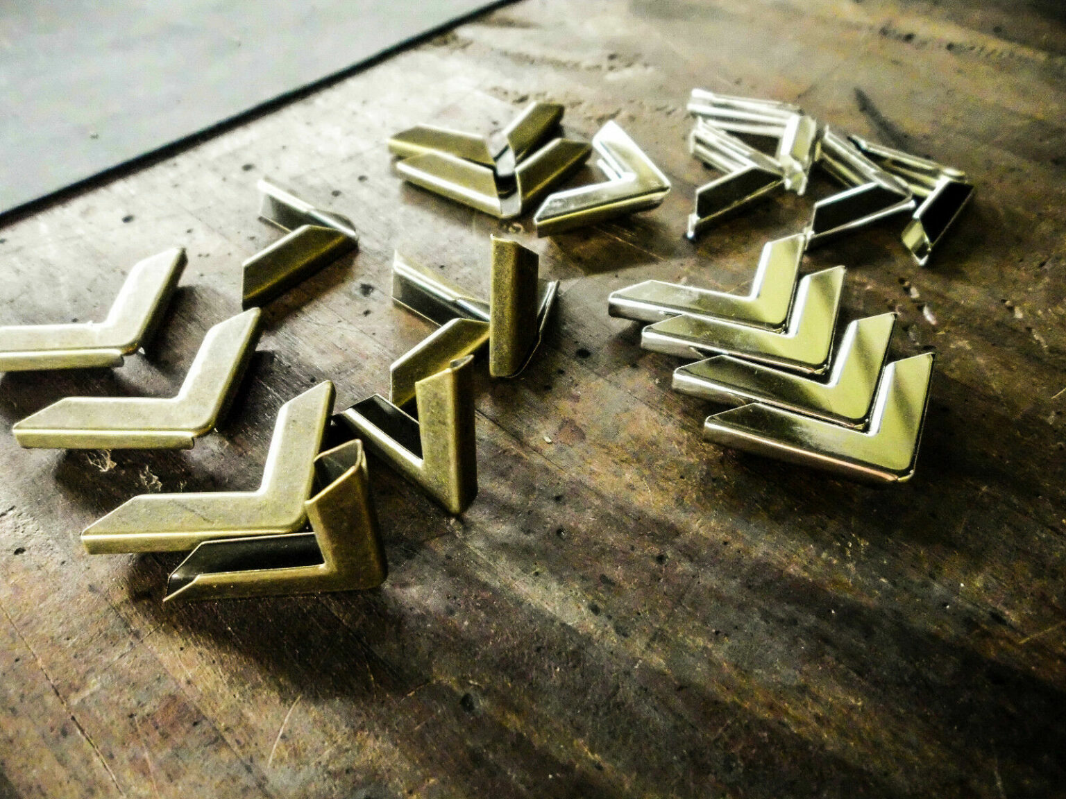 Metal Corners – Large – For 6mm thicknesses-DIY- Protective Corners Qty ...