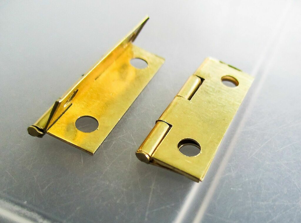 Boxes Cases Hinges Gold 24mm x 16mm small boxes, cases, handmade books ...
